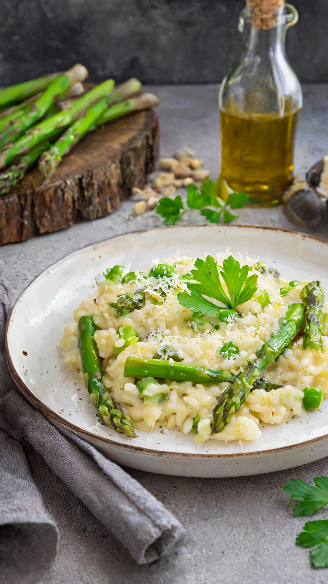 Asparagus & Pea Risotto | Creamy Springtime Risotto Recipe with Parmesan