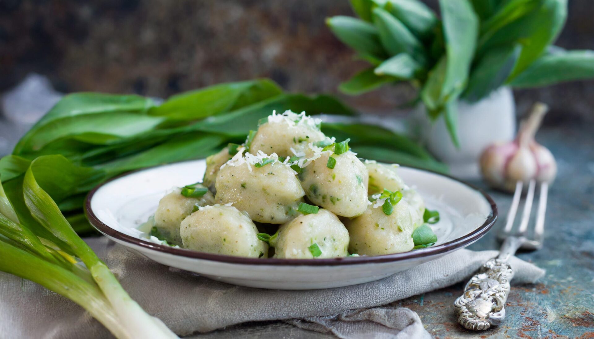 Wild Garlic German Dumplings | Traditional European Dumplings with ...