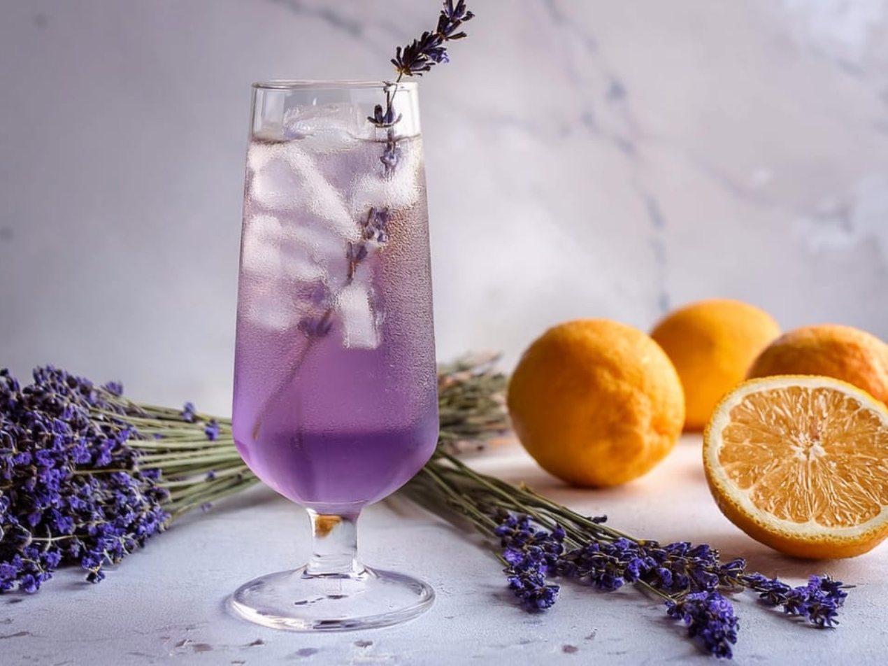 Lavender Blueberry Mojito | Refreshing Summer Cocktail with Floral ...