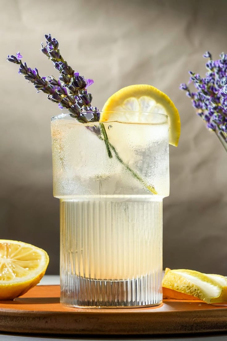 Lavender Limoncello Spritz | Refreshing Spring Cocktail Recipe